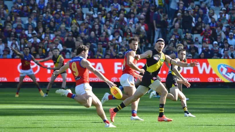 Lachie Neale Trade 2026: AFL Player Rights | Expert Zoom